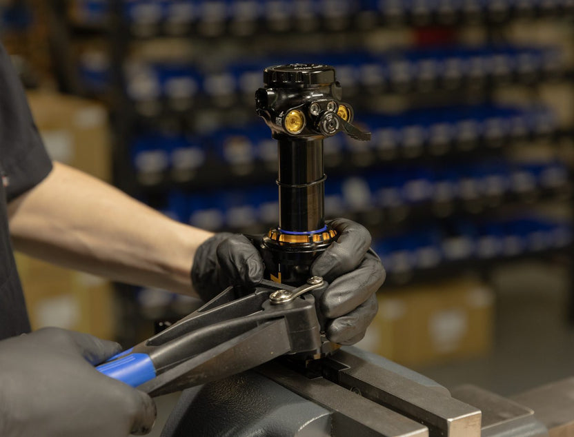 DBair IL Standard Mount Complete 100 Hour Service (Part 1 of 4)