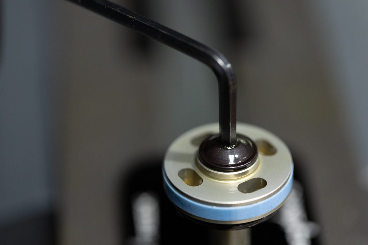 DBair CS Complete 100 Hour Service (Part 2 of 3)