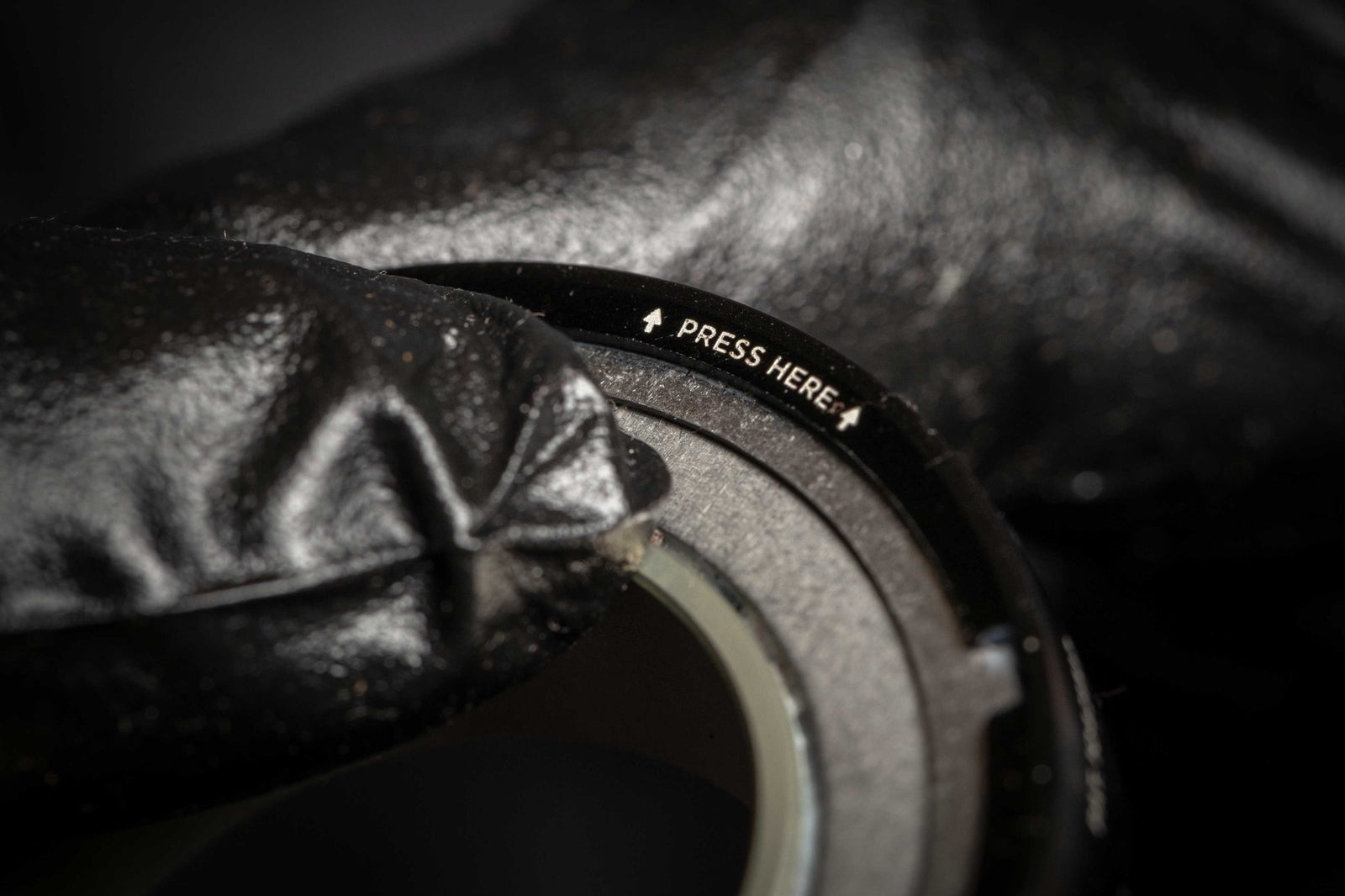 How to Install a Hellbender 70 Visco Headset